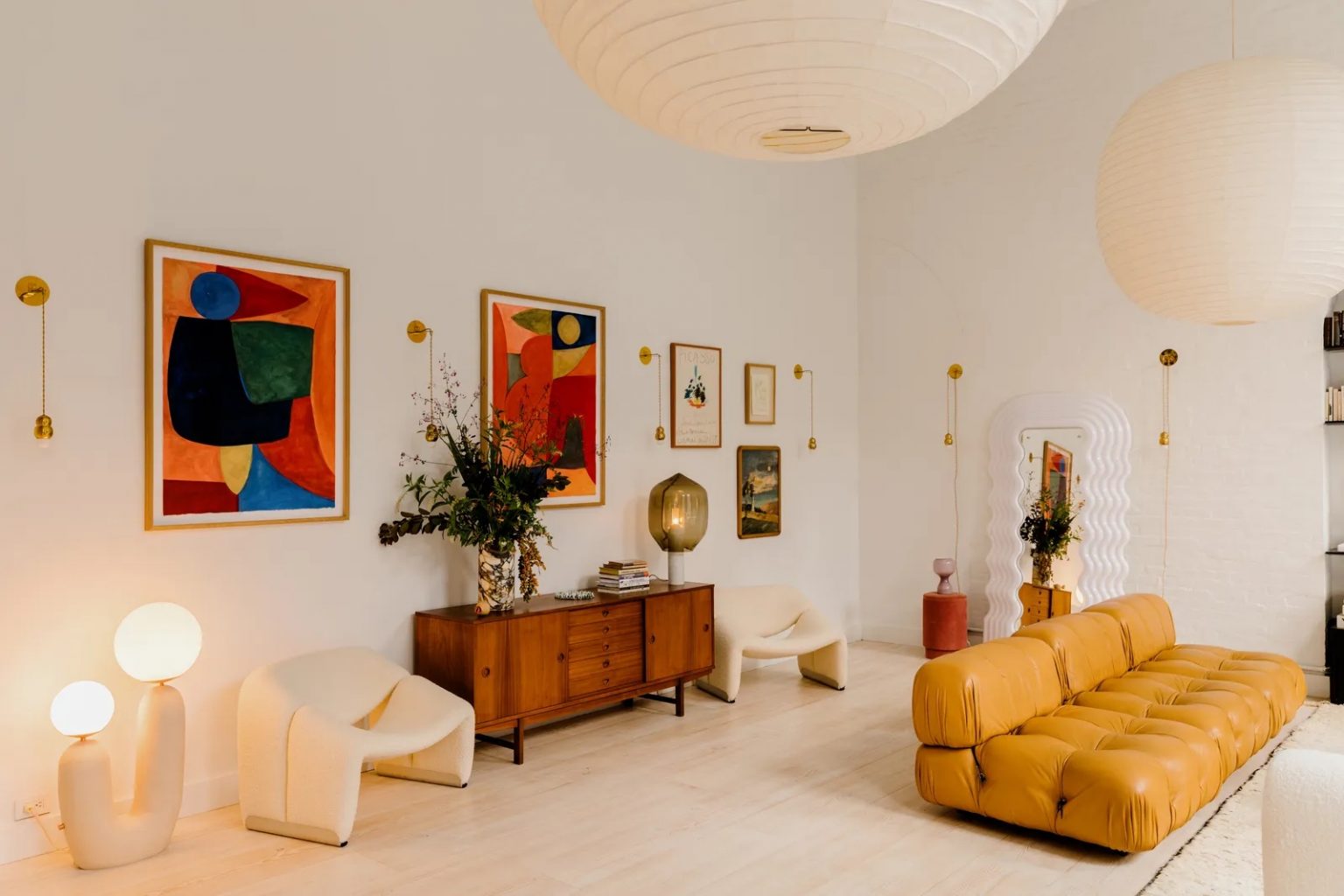 The 9 Most Iconic Sofas You Need To know About