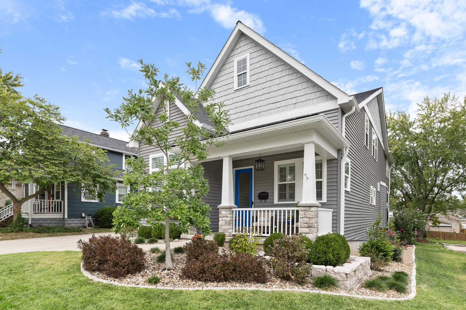Virtually Tour Kirkwood Home with Saltwater Pool | 409 Lee Avenue