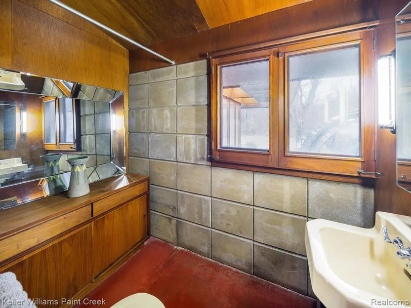 ‘Extraordinary’ Frank Lloyd Wright Usonian Home in Michigan Lists for $2.3M