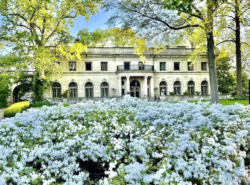 33 Portland Place: A Timeless French Masterpiece in St. Louis