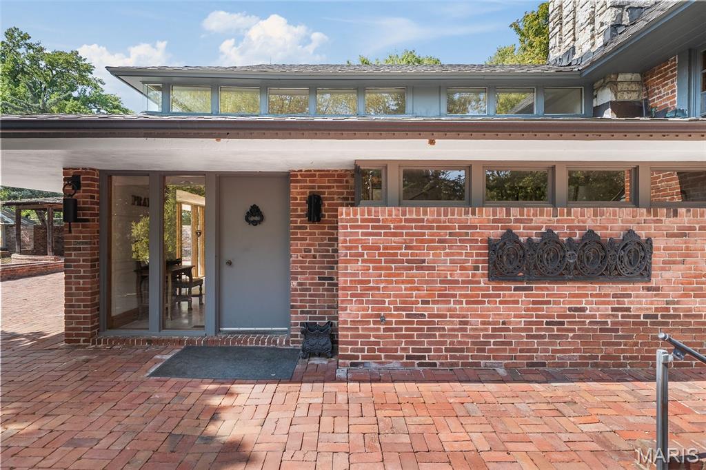 The Bernoudy Touch: A Distinctive Guest House Defines This $3.75M Estate